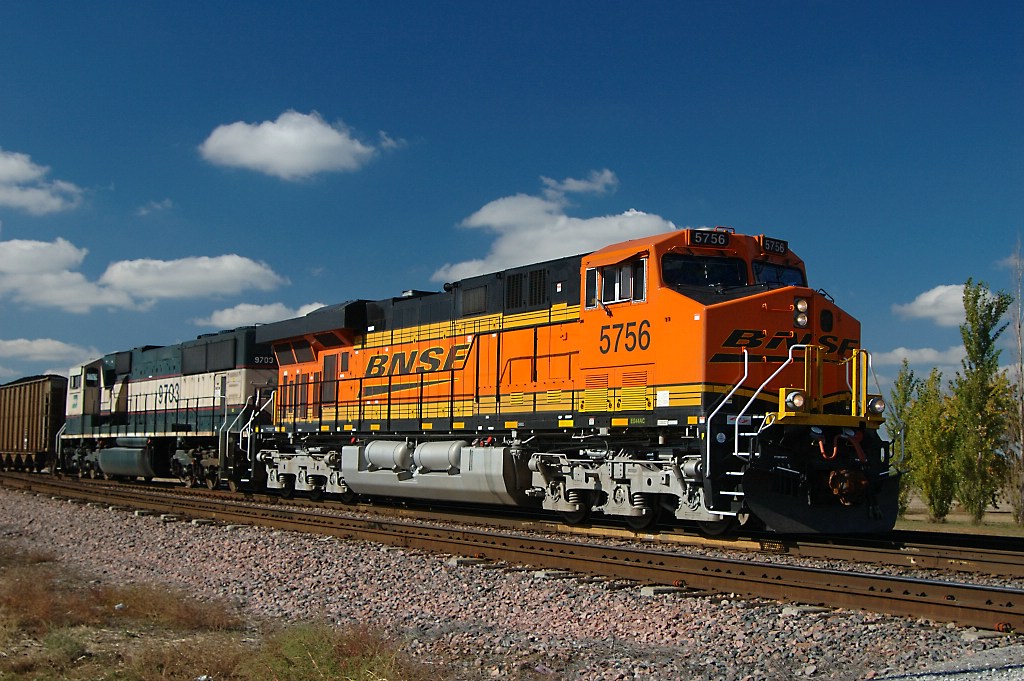 BNSF 5756, GE ES44AC (GEVO), is Eastbound with a coal train